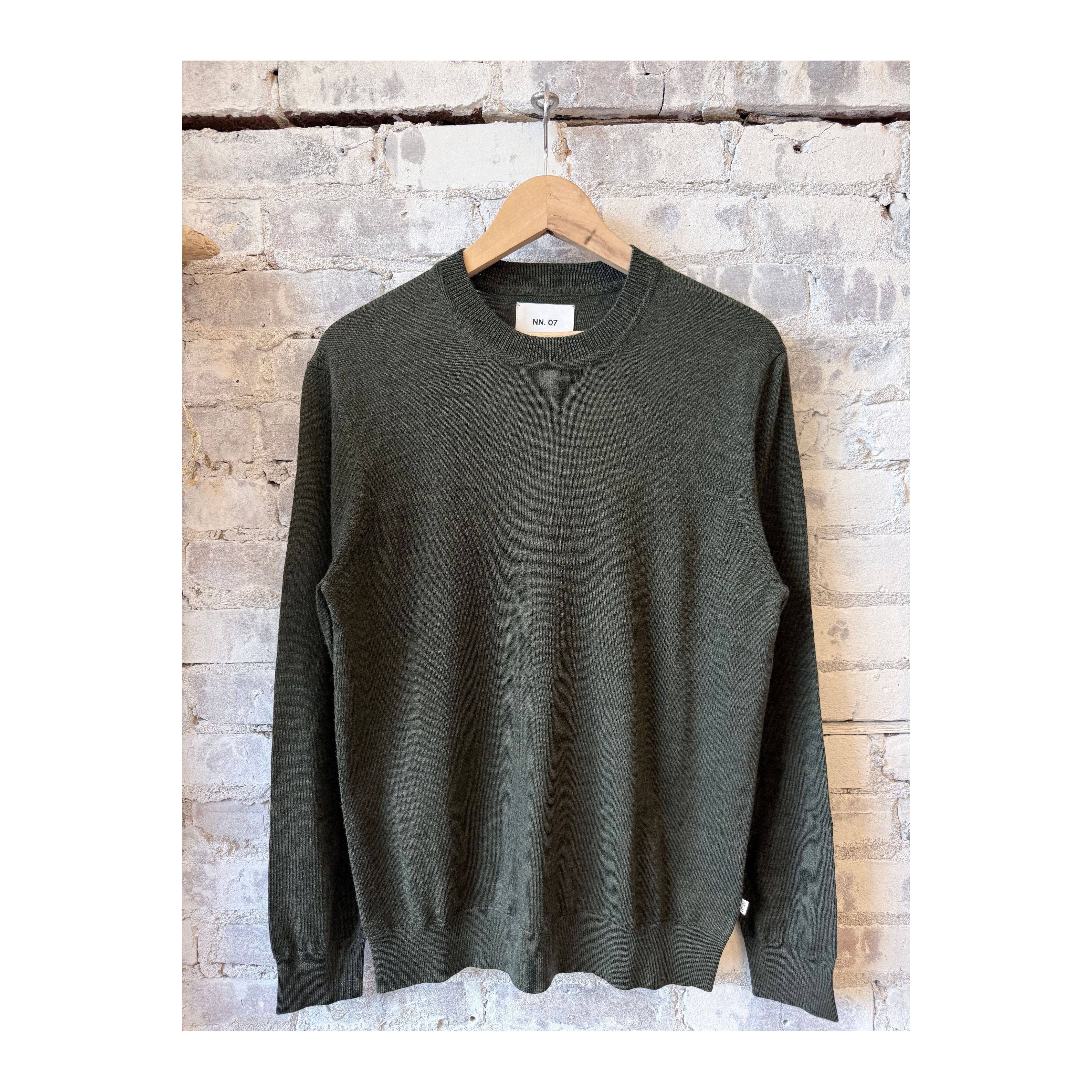 Ted Lightweight Sweater - Dark Army | DUNE + SALT